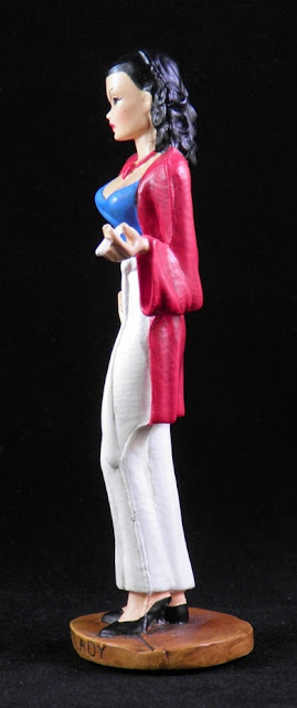 She's Fantastic: Classic Comic Character - DRAGON LADY Statue!