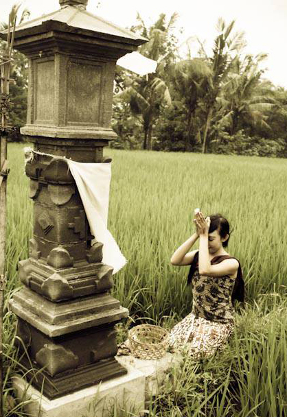 SASTRA AGAMA: Sembah