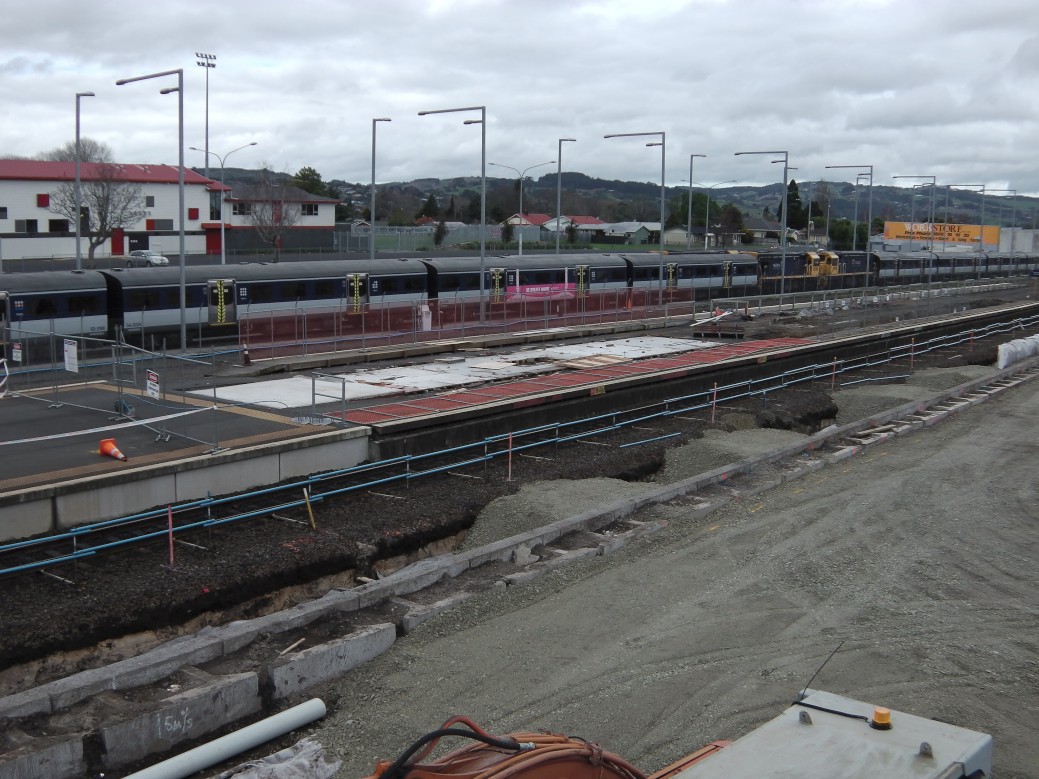 Papakura Station: August 2012