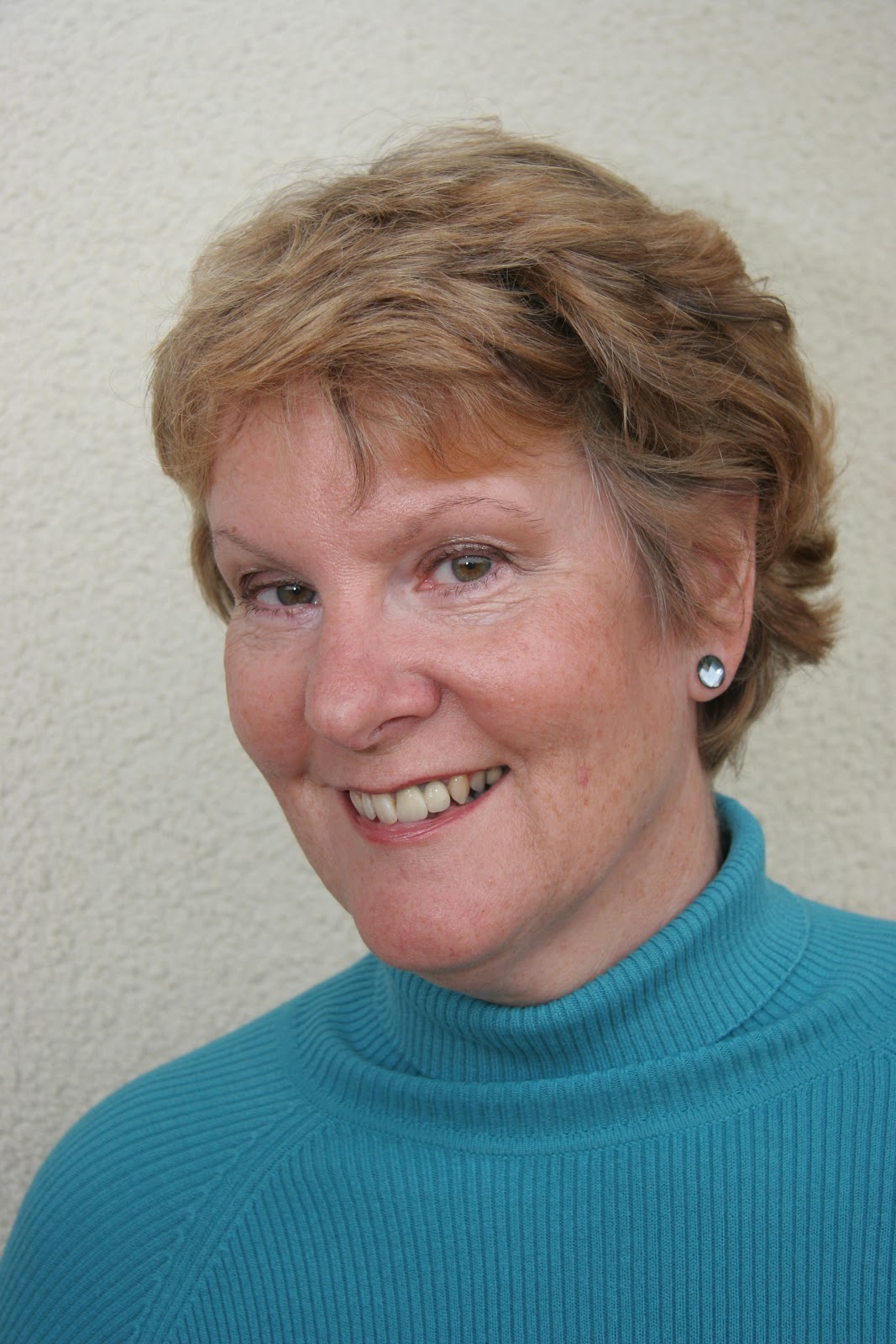 Author in the Spotlight - Alison Morton!