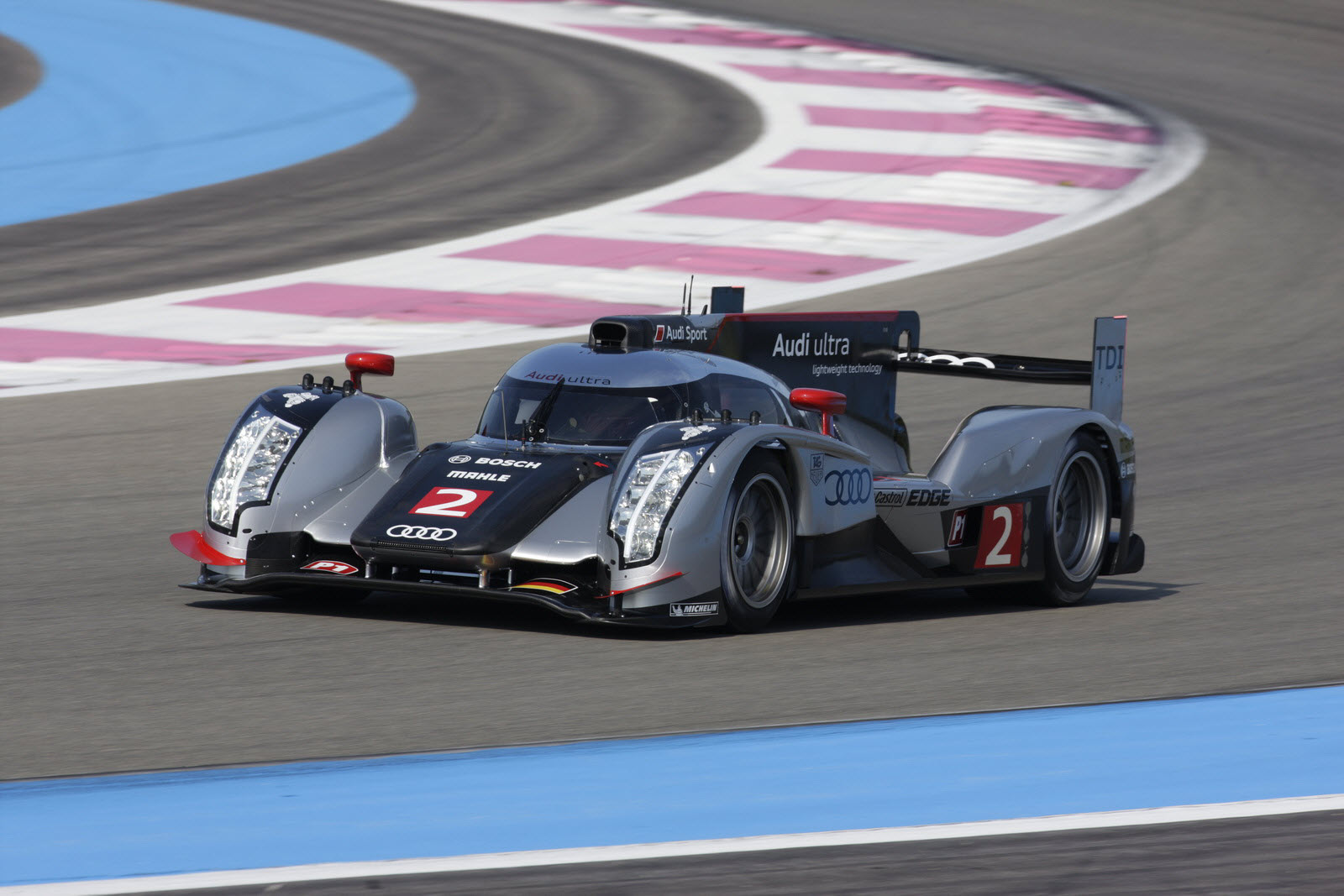 Audi R18 TDI relying on ultra lightweight technology for Le Mans