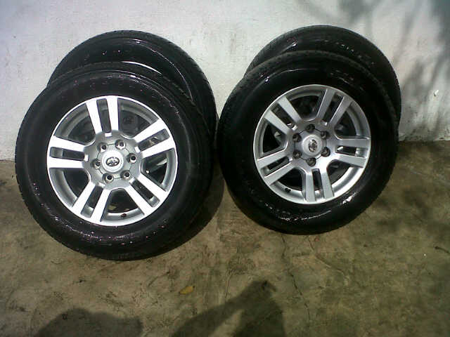 ARISON GRATEREAUX: VENDO AROS 18 TOYOTA 4 RUNNER 2012 CON SU GOMAS ...