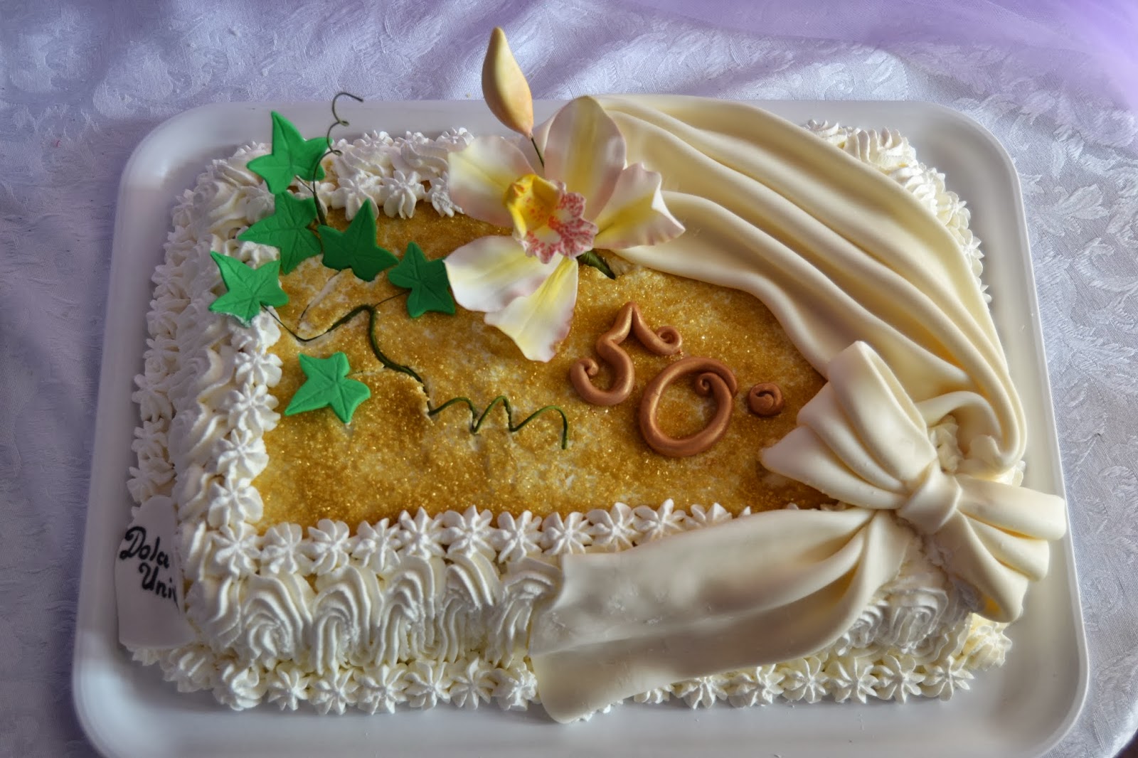 Dolce Universo realizza torte artistiche di compleanno e nuziali ...