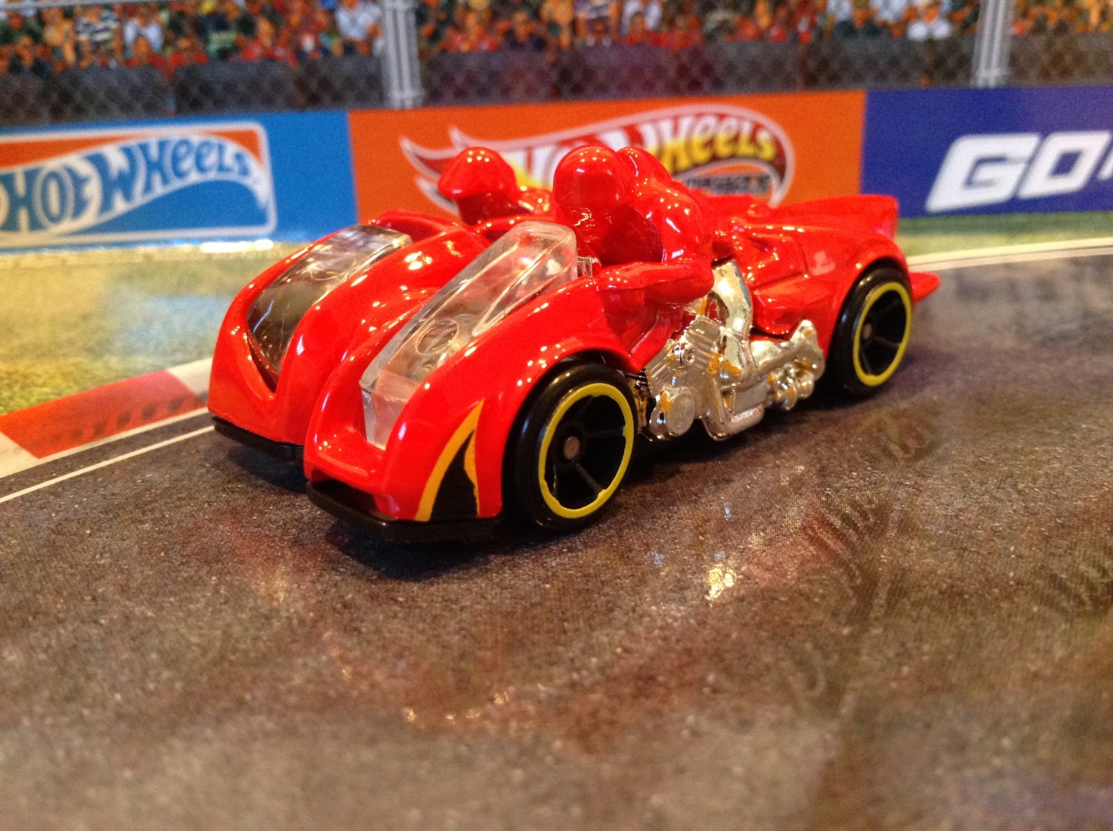 JULIAN'S HOT WHEELS BLOG: Side Ripper (New for 2016)