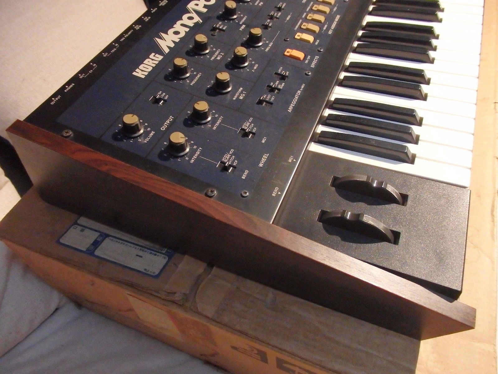 MATRIXSYNTH: Vintage Korg MP-4 Mono/Poly SN 372970 w/ Original Box