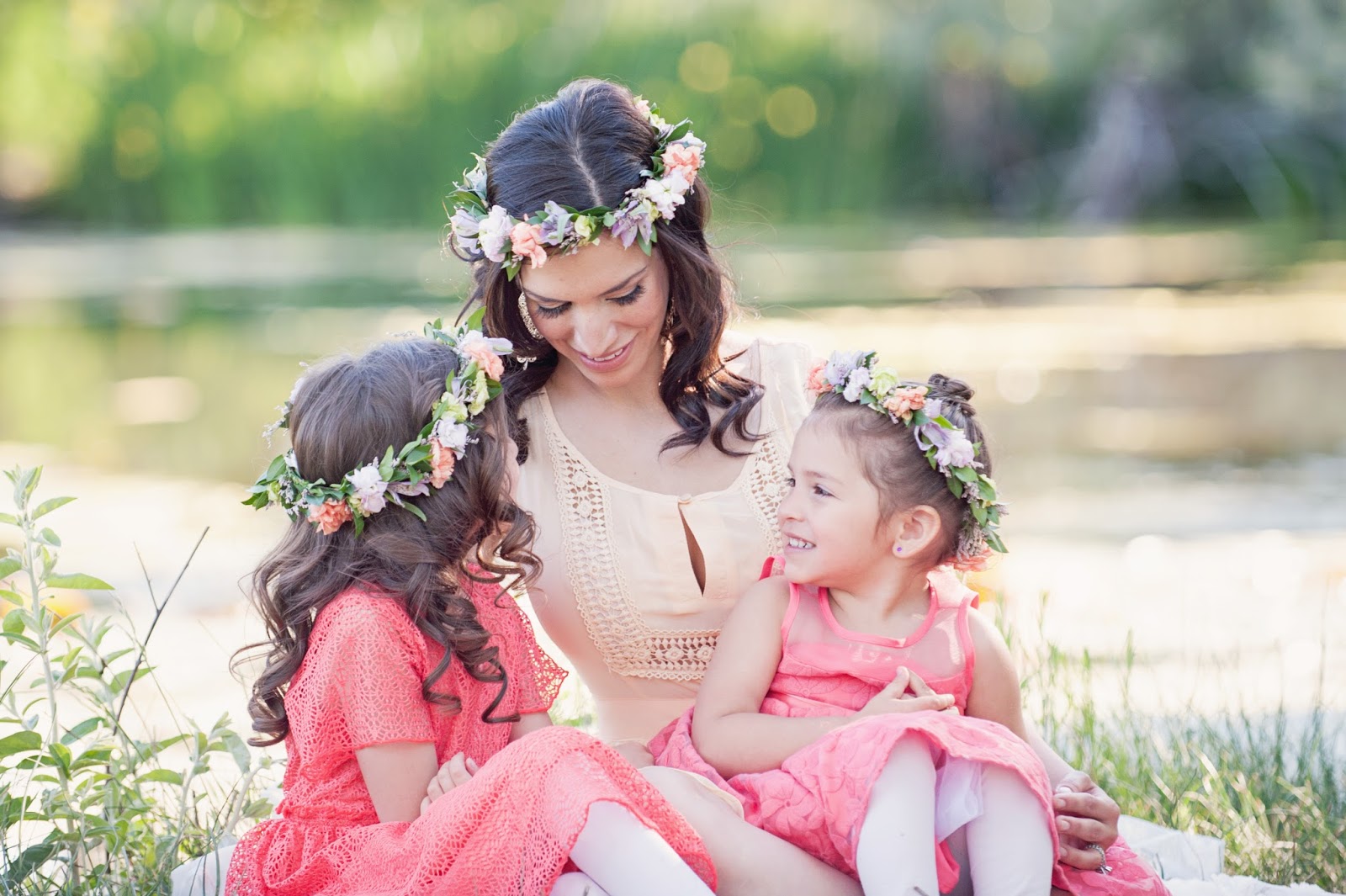 Maura Jane Photography: The Montoya Family | A Fairy Tale Day at the Lake