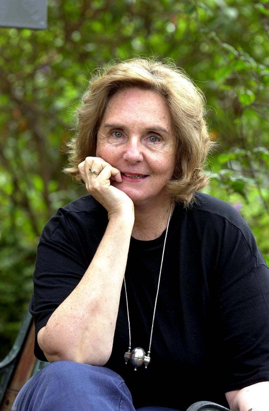 Lya Luft - entrevista | Templo Cultural Delfos