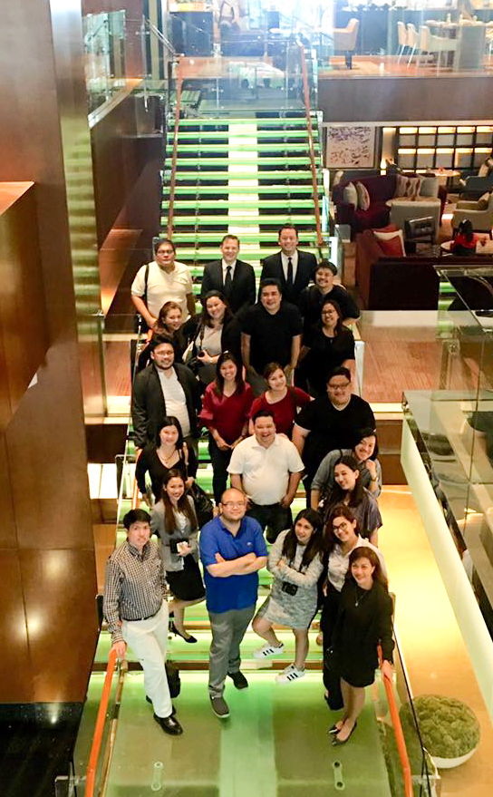 THE PICKIEST EATER IN THE WORLD: GRAND HYATT MANILA: LUXURY REDEFINED