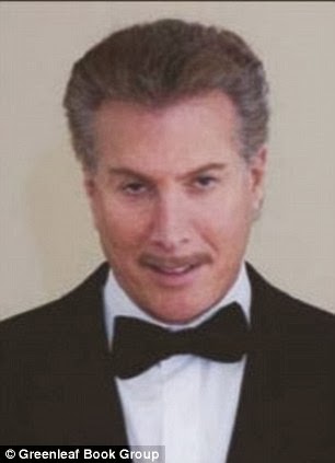 Raquel Daily Blog: LOL! MAN BUYS HOUSE NEXT TO EX-WIFE AND INSTALLS A ...