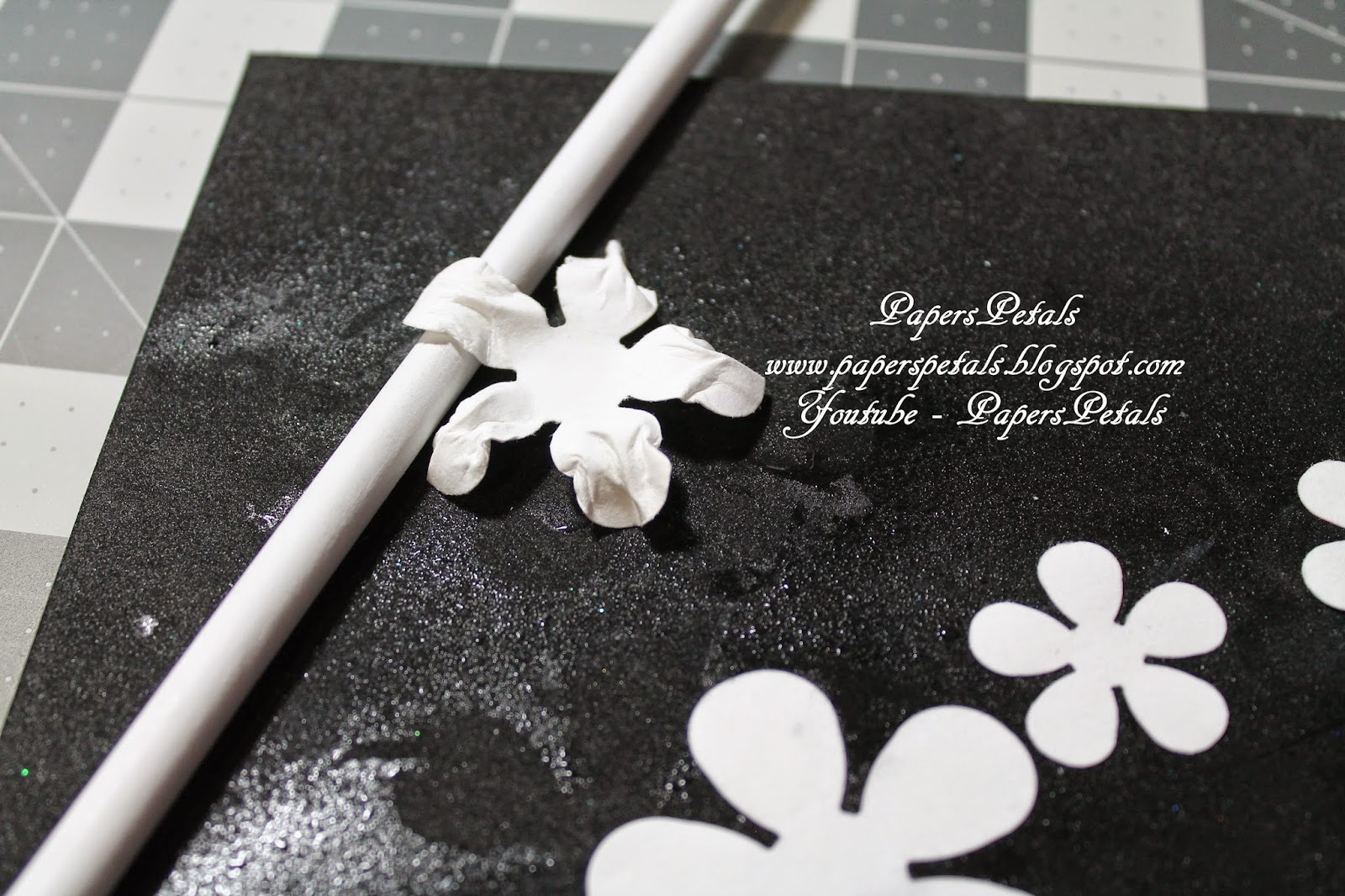 PapersPetals: Gorgeous Gardenia Tutorial