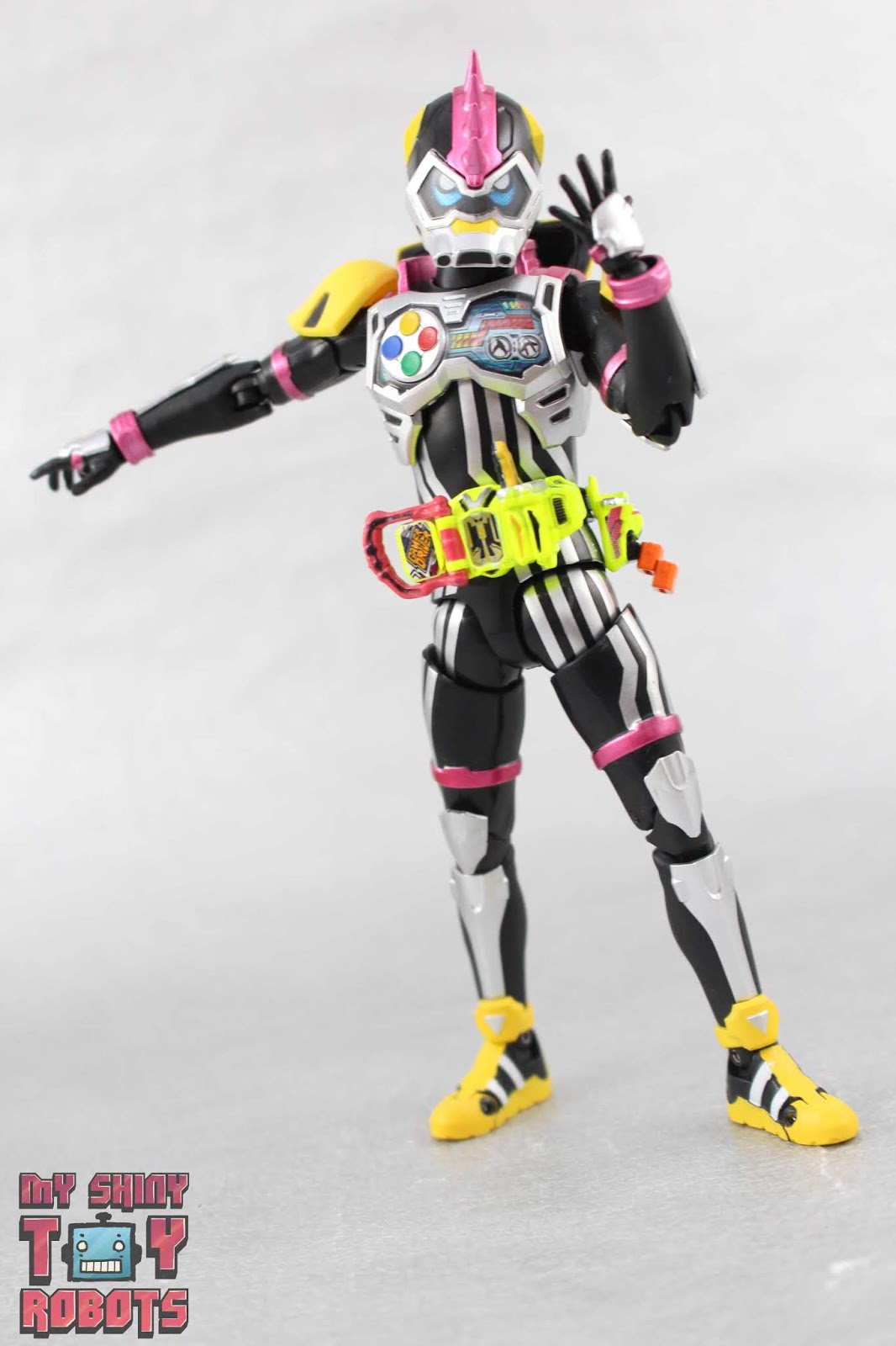 My Shiny Toy Robots: Toybox REVIEW: S.H. Figuarts Kamen Rider Lazer ...