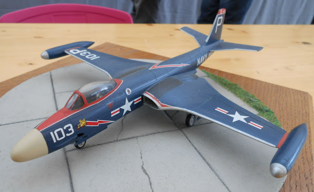 Le McDonnell F2H "Banshee".