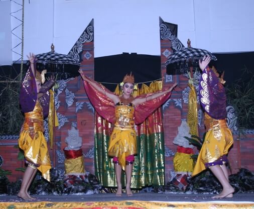 Tedung Bali - A beautiful of Bali ceremonial Umbrella