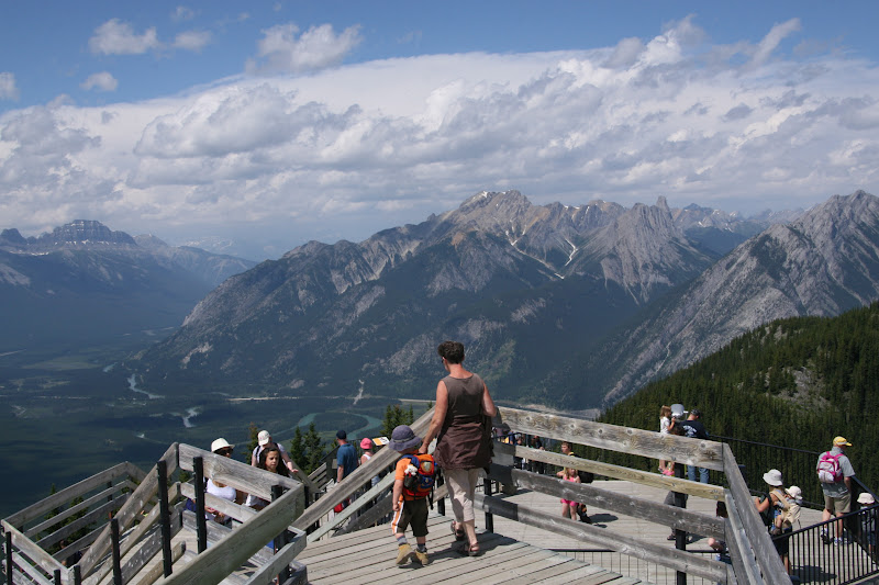 Family Adventures in the Canadian Rockies: Playing Tourist in Banff ...