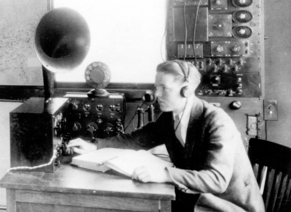 Cape Dx - Gary Deacon: WOR New York NY 710 kHz QSL and Audio