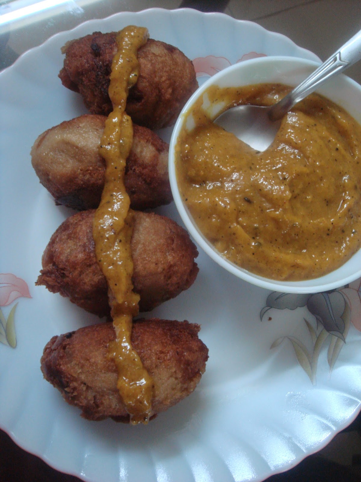 Flavors & Spices of India: Bread Chop With Tangy Apricot Chutney Recipe