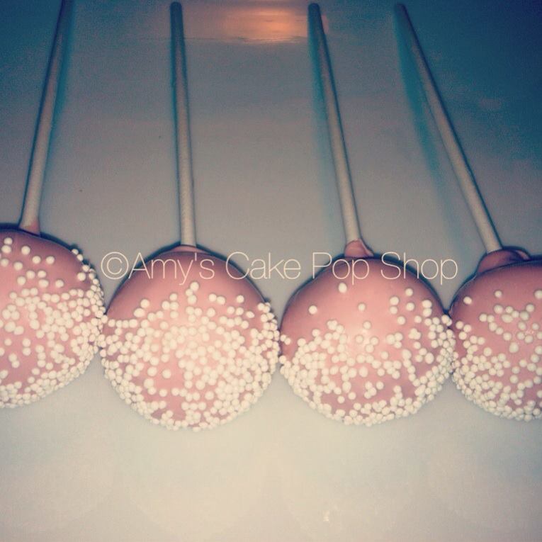 Amy's Cake Pop Shop!: Ballerina Cake Pops!! Love These!