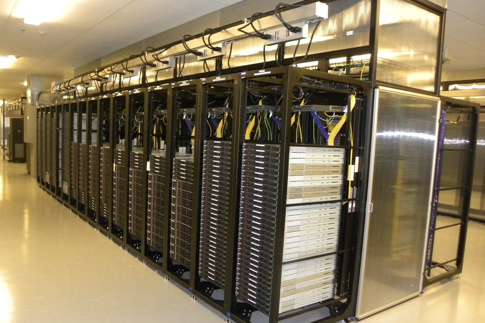 Server máy chủ chuyên nghiệp - Thuê Máy Chủ