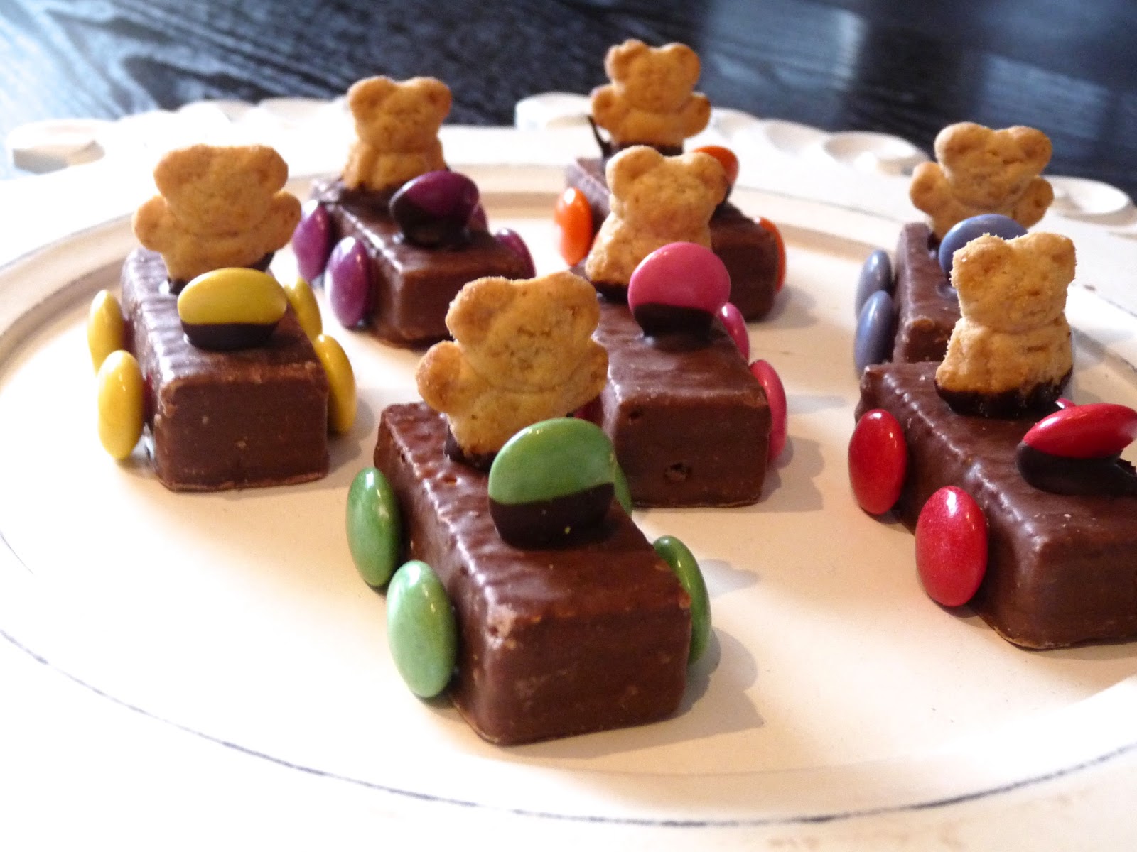 For The Kids - Bears Driving Chocolate Cars