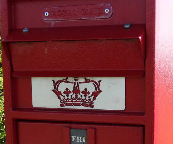 RAMBLES FROM MY CHAIR: Scottish Post-boxes