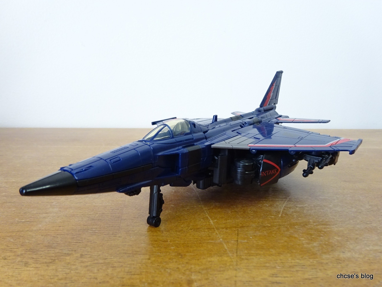 ChCse's blog: Toy Review: Transformers Generations Studio Series ...