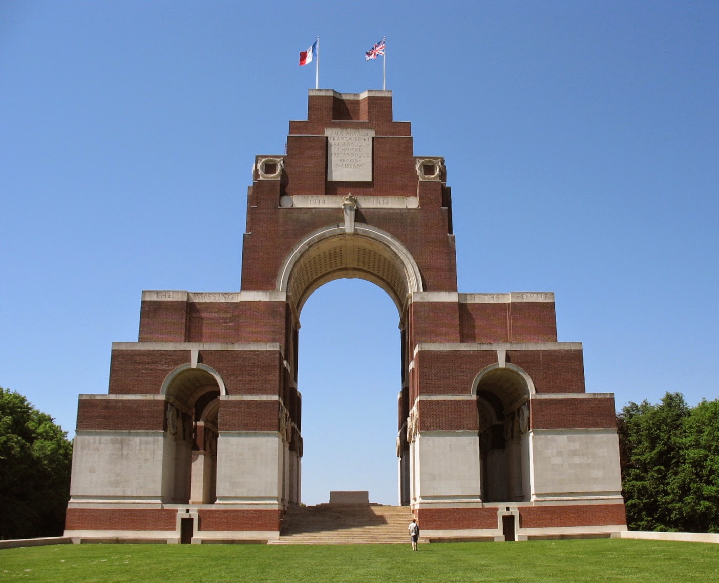 Perspectives on the Front: Thiepval