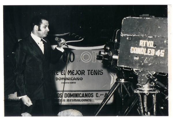Aficionados ☁: HISTORIA DE LA TELEVISIÓN EN LA REP. DOMINICANA.