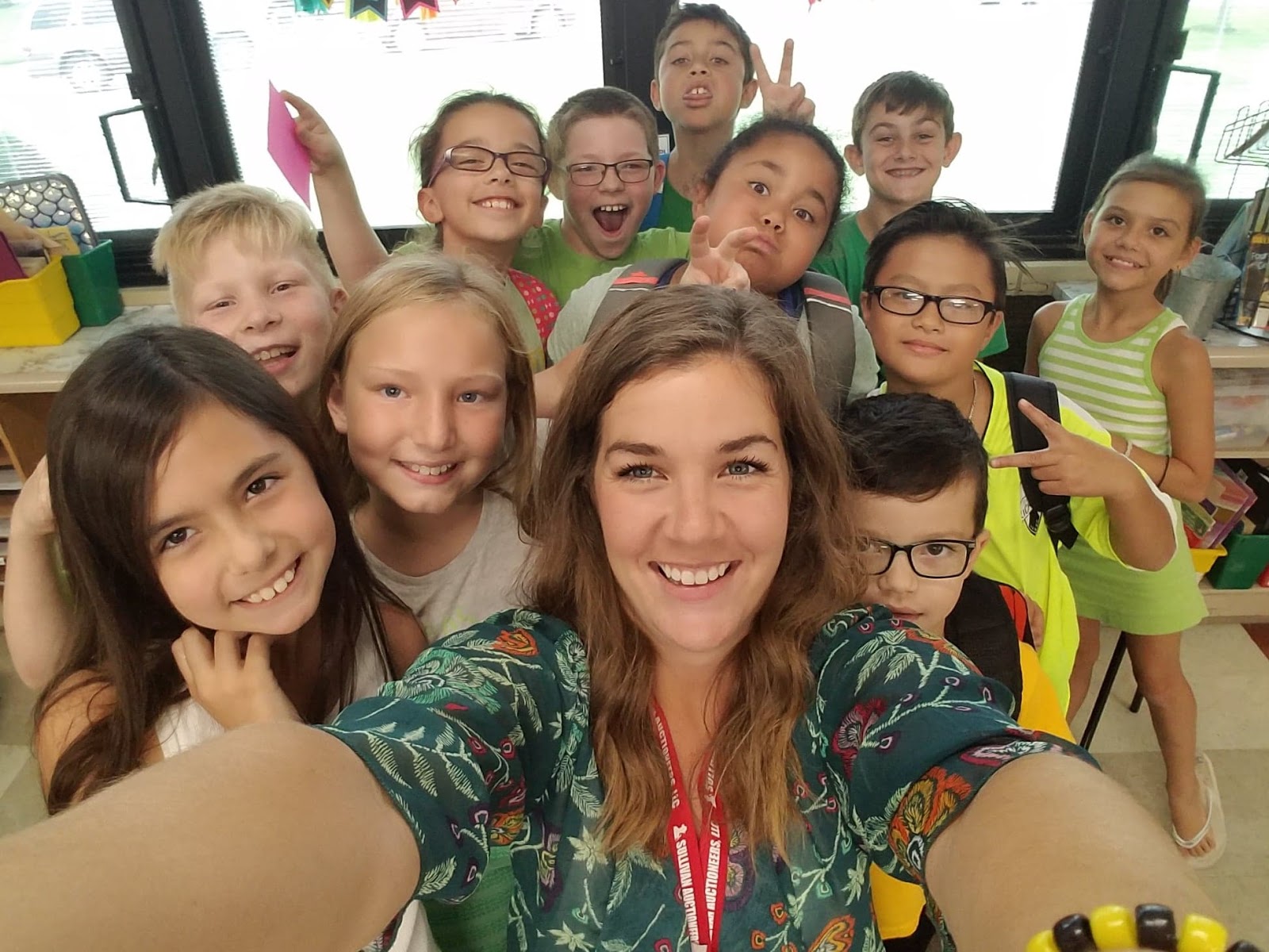 Mrs. Hoyer's Fourth Grade Blog: Meet our class!