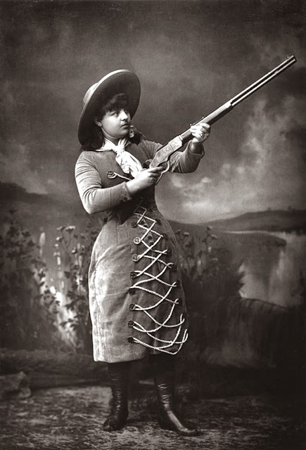RETRO KIMMER'S BLOG: WOMEN OF THE WILD WILD WEST!