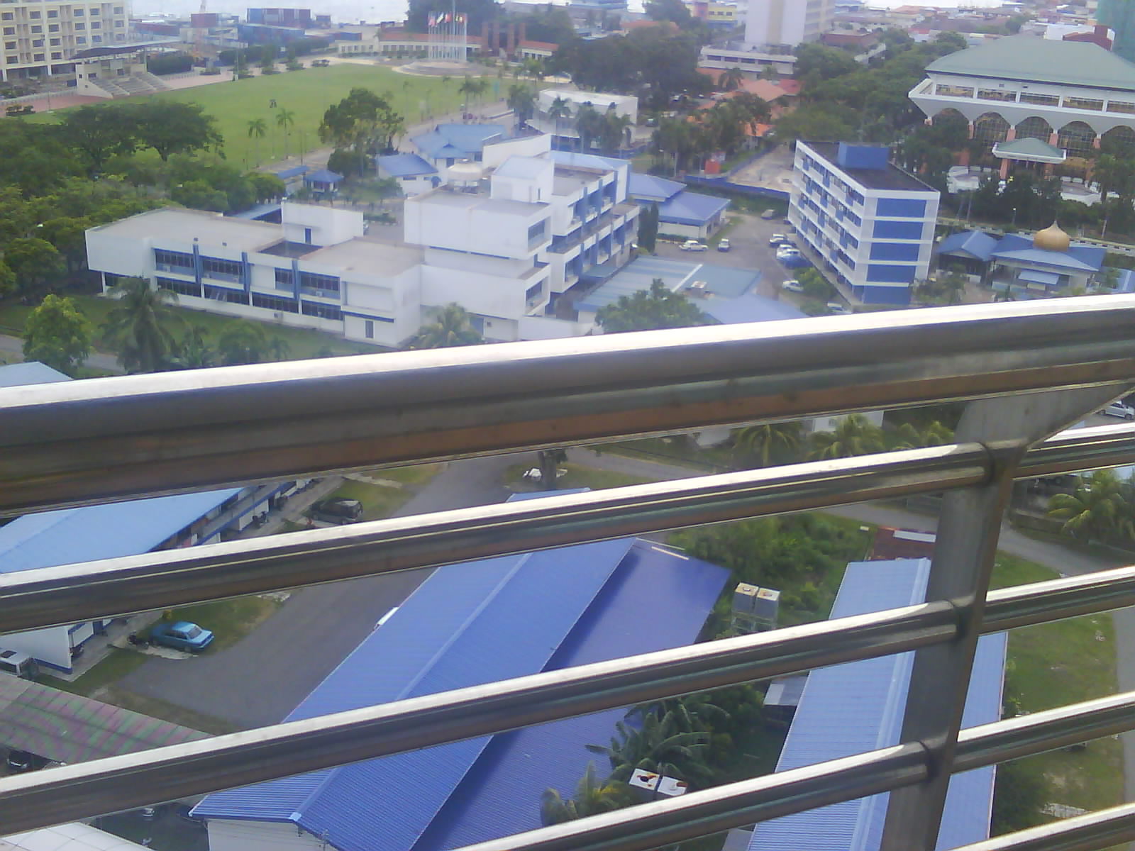 Kenangan di Labuan...dari Tingkat Bilik Beta Service Apartment, Labuan