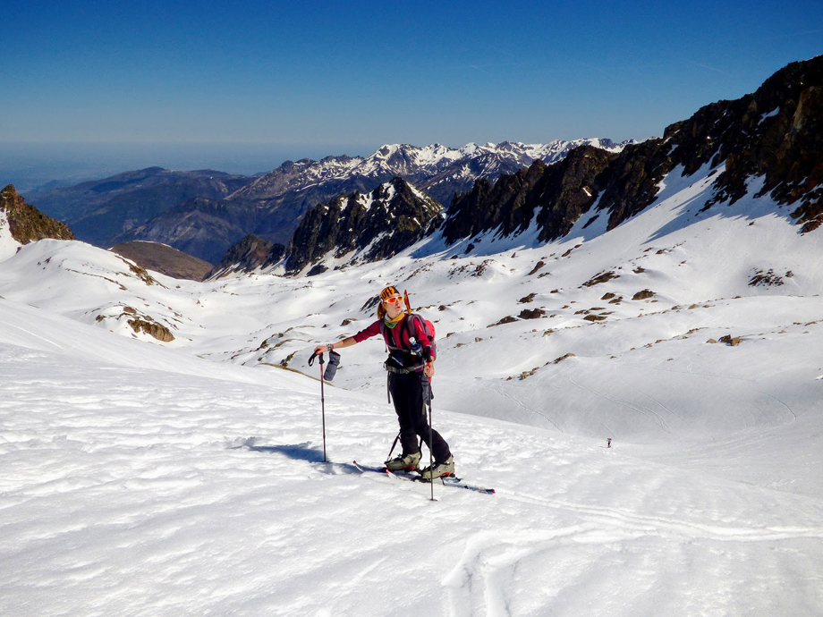 CRÓNICAS MONTAÑERAS: Ardiden 2988 m.
