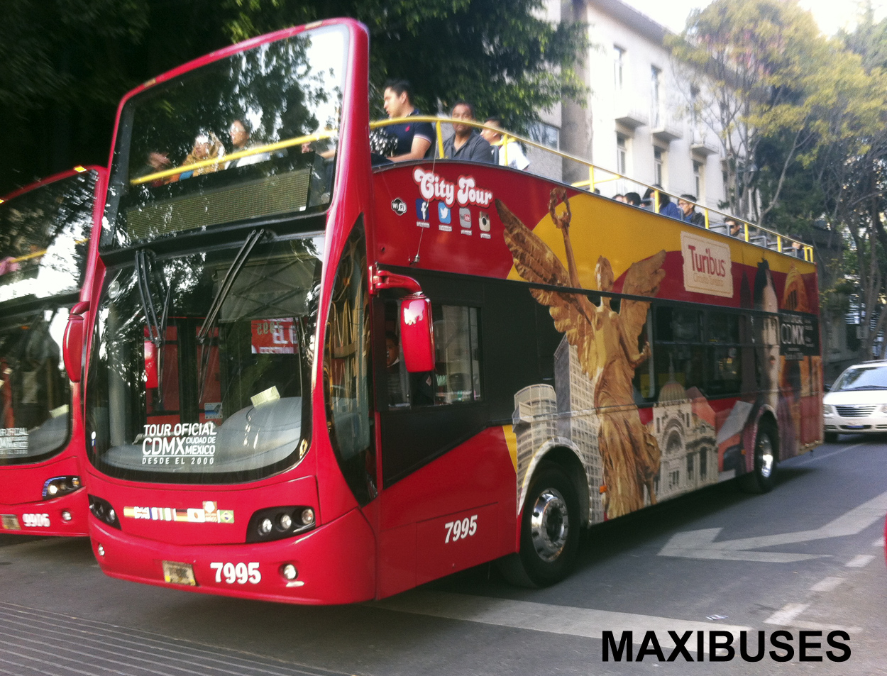 MAXIBUSES: TURIBUS