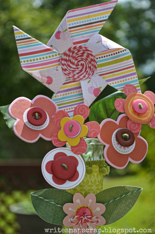 Write Snap Scrap: Pinwheels, Twine and Paper Flowers