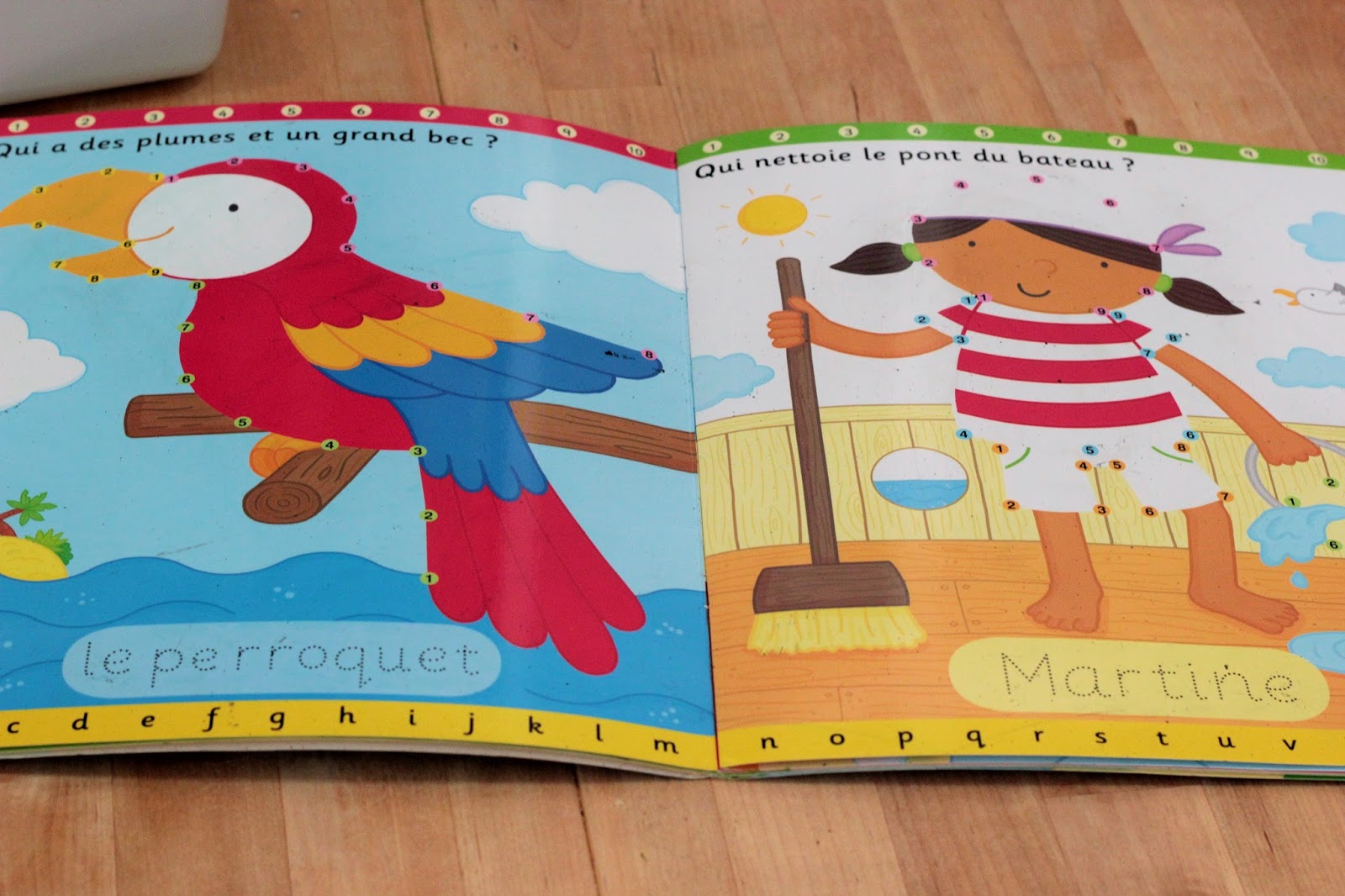 On vous fait découvrir la collection {je trace, j'efface} des éditions ...