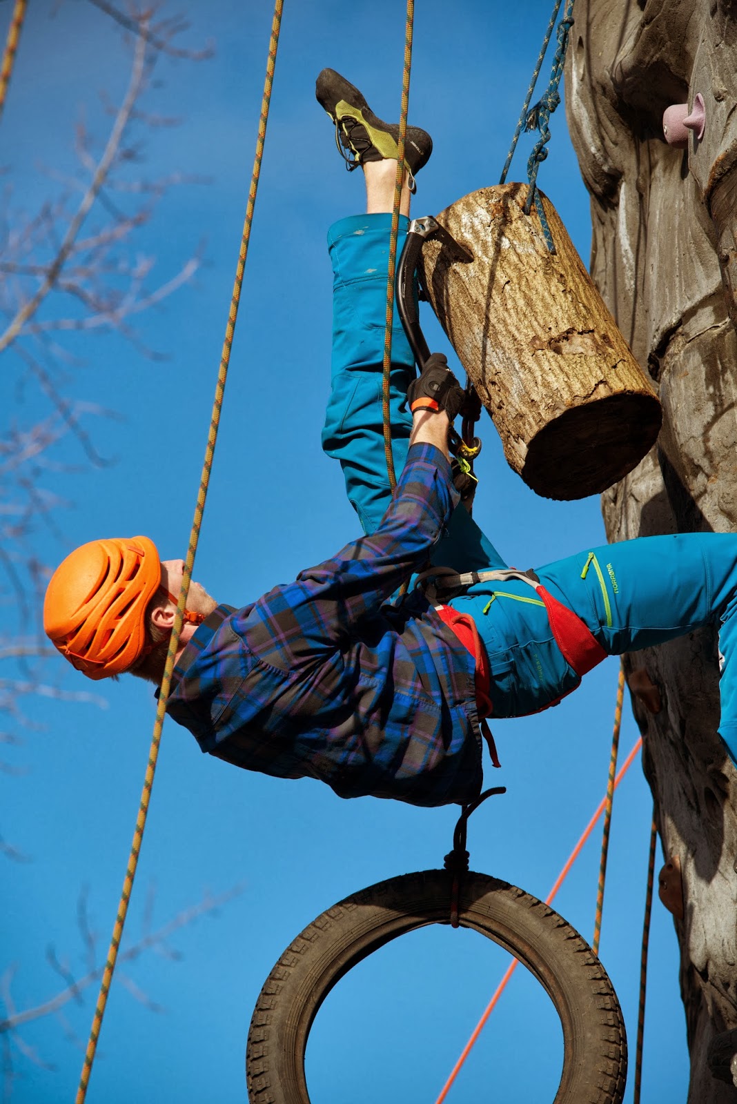 Marianne - Climbing and More: Petzl DDE 2013 - every year a little better.