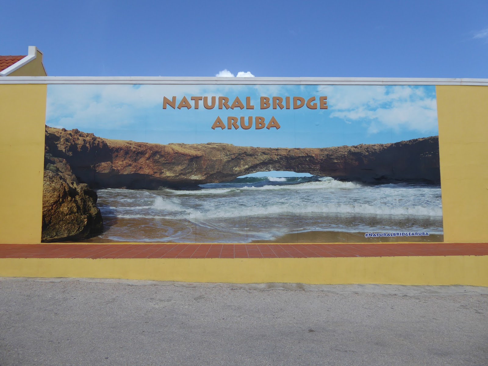 Photo-ops: Natural Arch: Baby Natural Bridge - Arikok National Park, Aruba