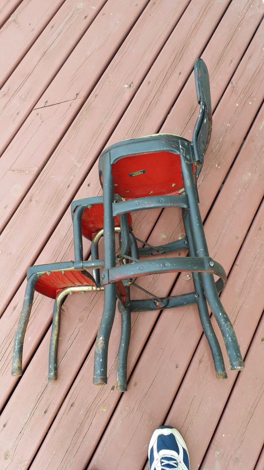 Vintage Diana: Before and After Vintage Metal Step Stool, DIY
