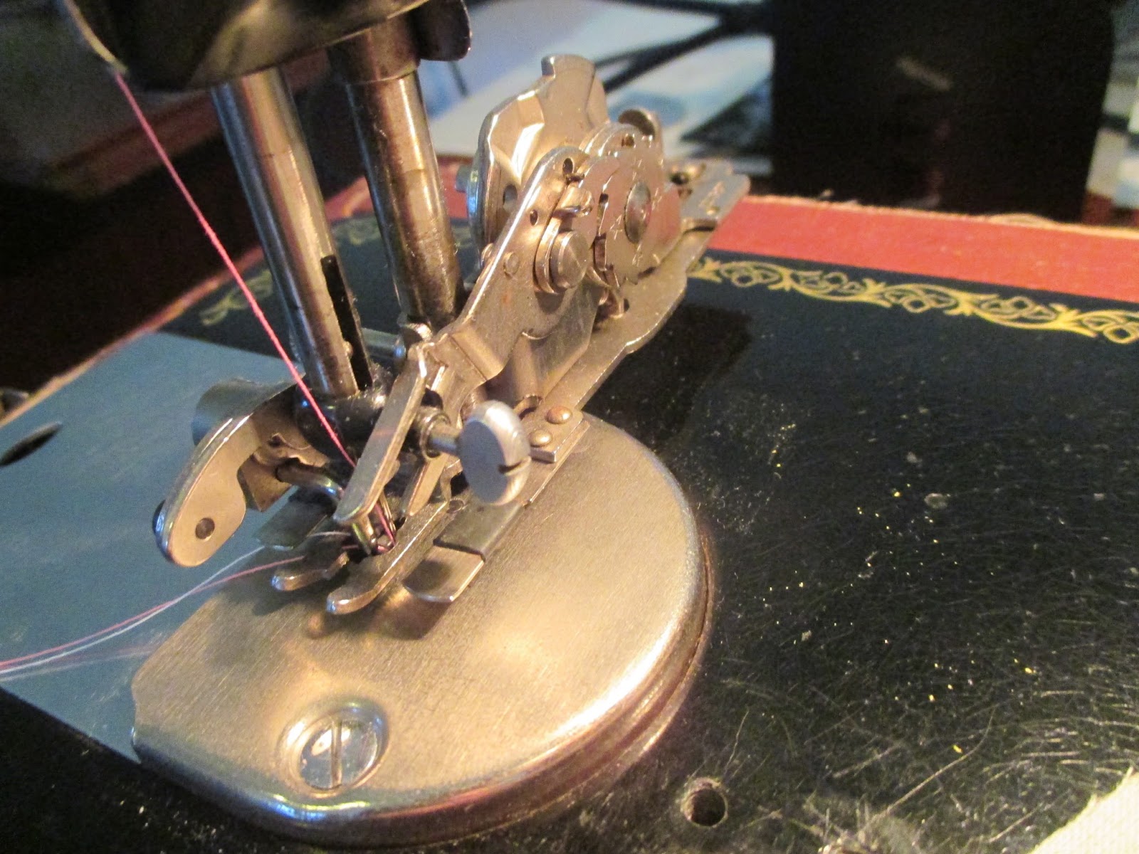 Craft Supplies & Tools Tools Sewing & Fiber Vintage Singer Hemstitcher ...