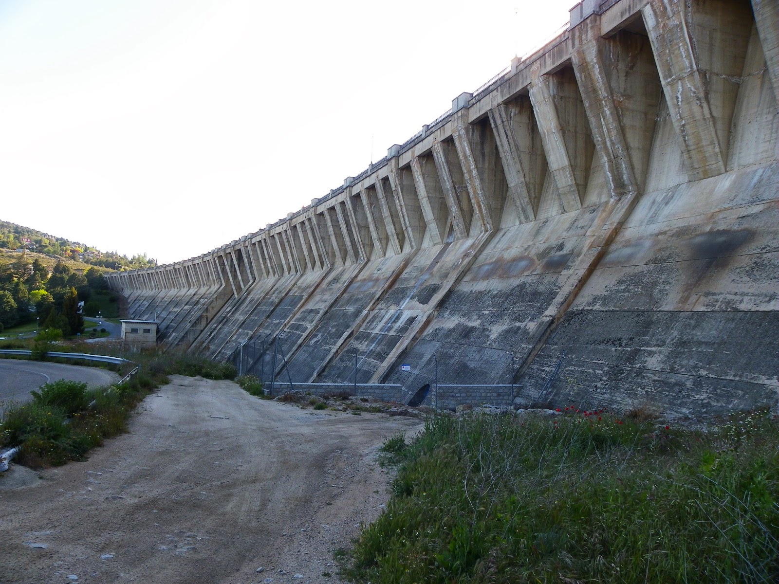 Presas y embalses: Embalse de Navacerrada