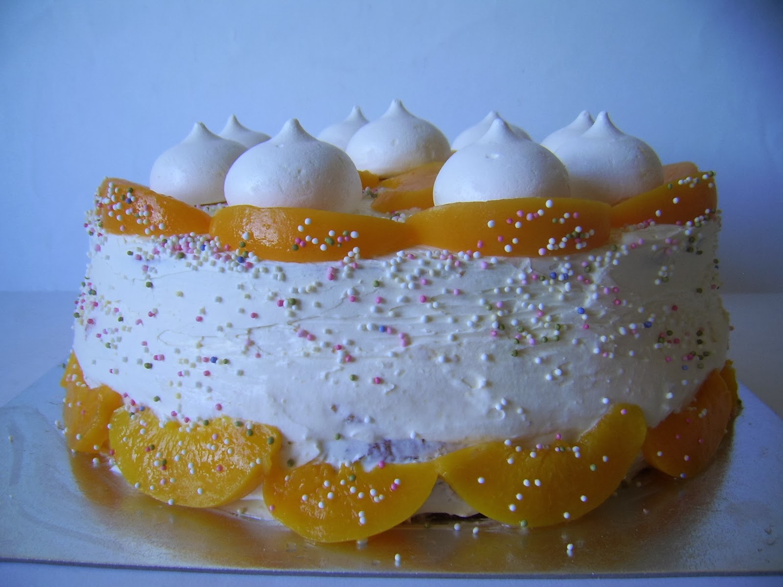 irenafoods: Peaches,vanilla and cream cake - Tort cu persici ,vanilie ...