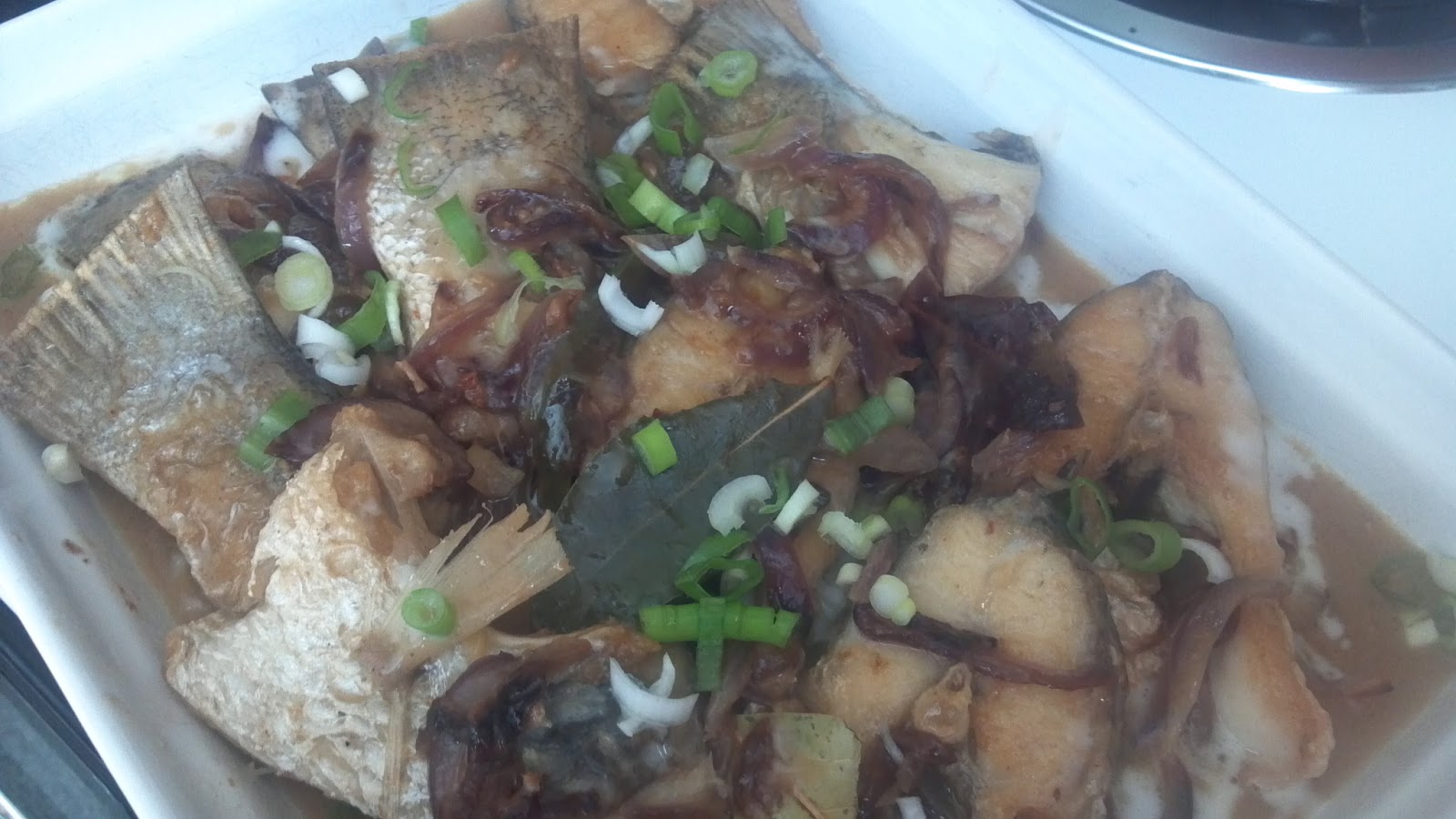 Pinky's Creative Recipes: Bhetki Narkol Mach (Fish cooked in coconut milk)