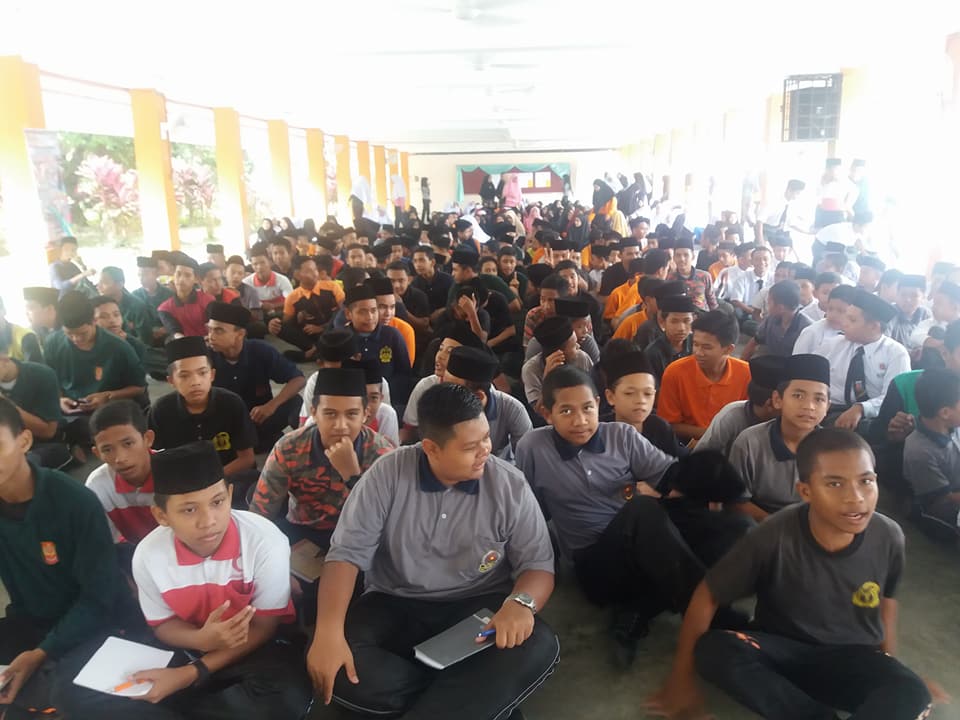 SMK DEWAN BETA | TAKLIMAT PENGGUNAAN VLE GURU DAN MURID OLEH UNICLIQ ...