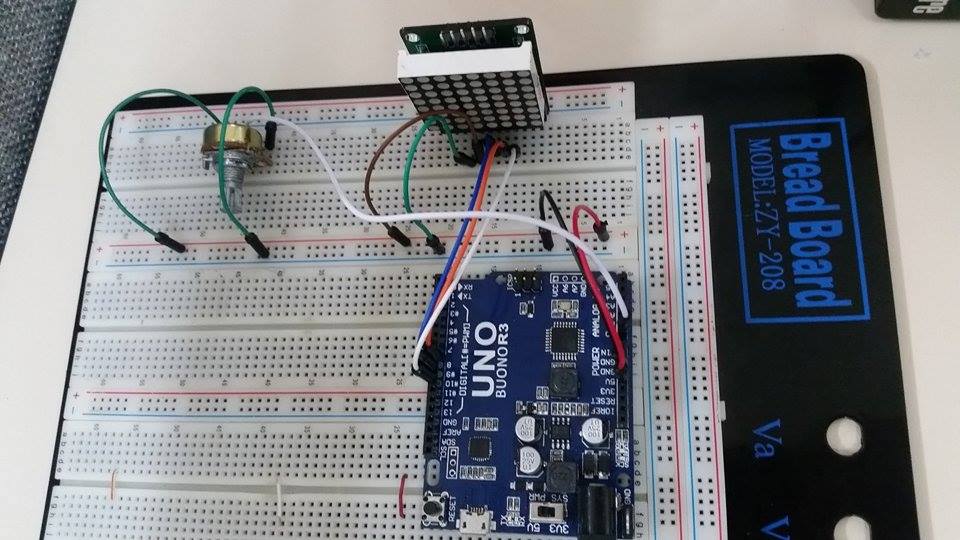 Programando en Arduino Uno (COM3): Laboratorio_10