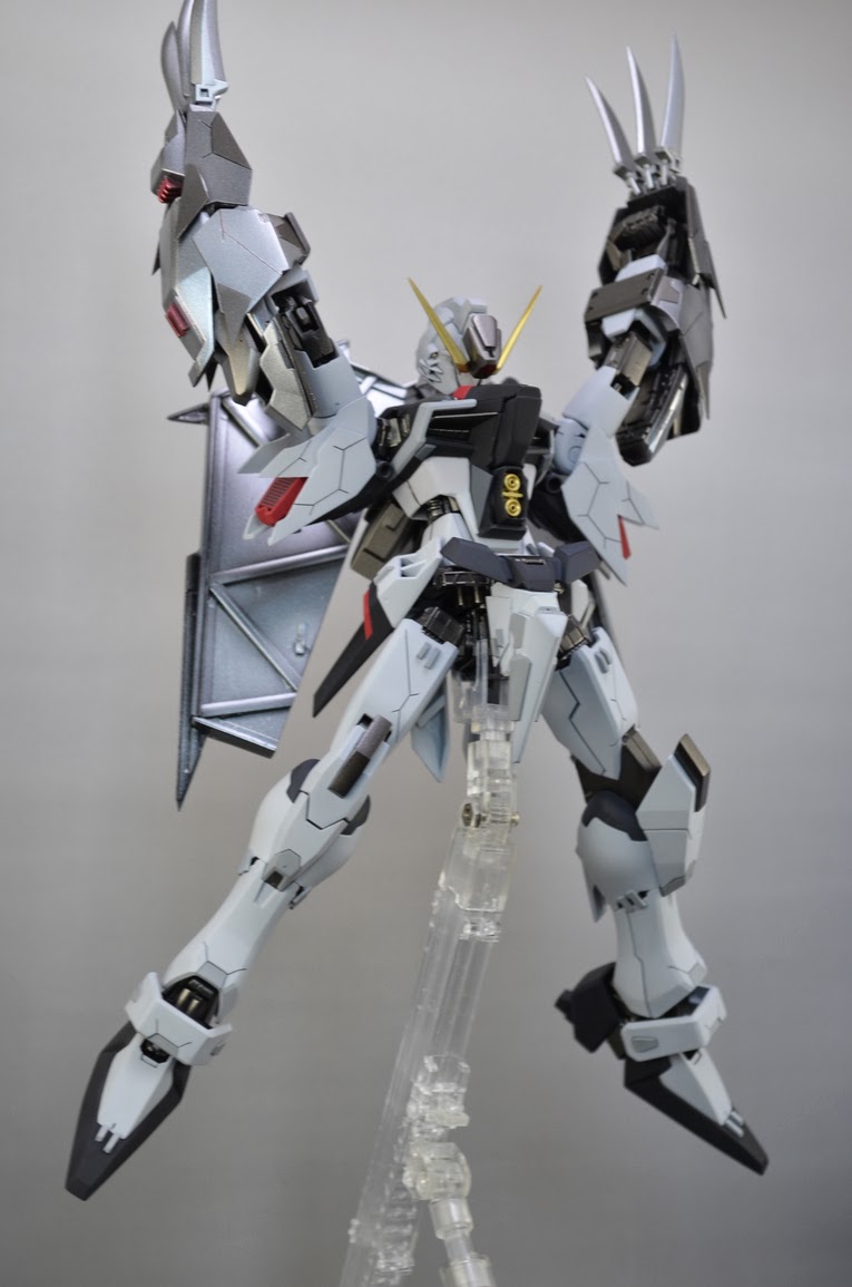 MG 1/100 Destiny Gundam "Gray Killer" Custom Build