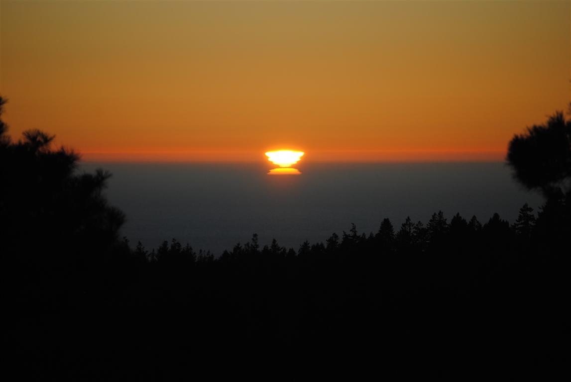 Mendonoma Sightings: There has been a green flash at sunset the past ...