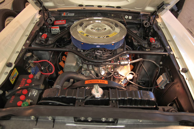 1970 Mustang Plain Jane Sleeper: The New Engine bay