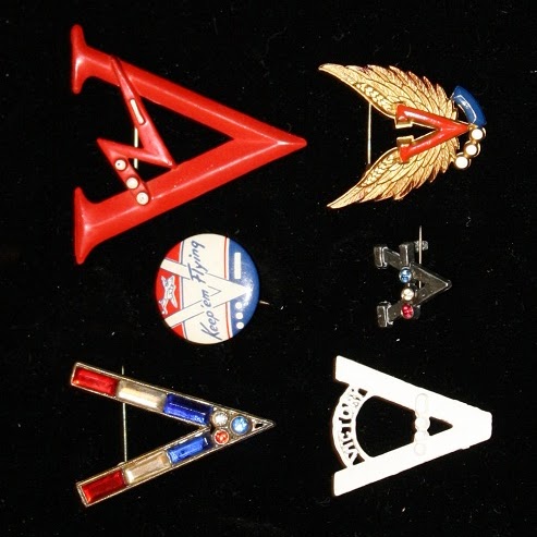 Emily's Vintage Visions: WWII Victory Pins! - Part 2, Sweetheart Pins