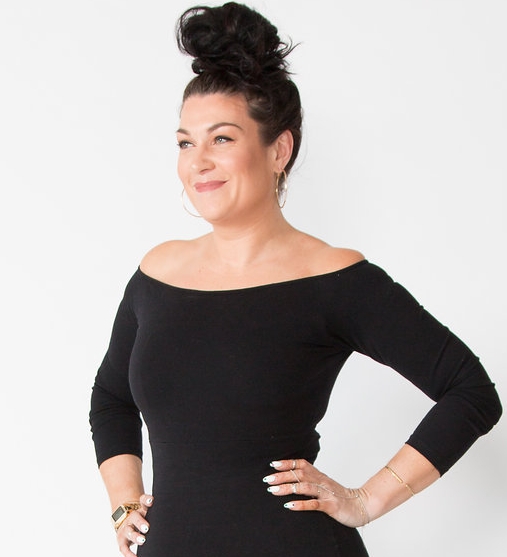 No Debutante: Mind your Manners