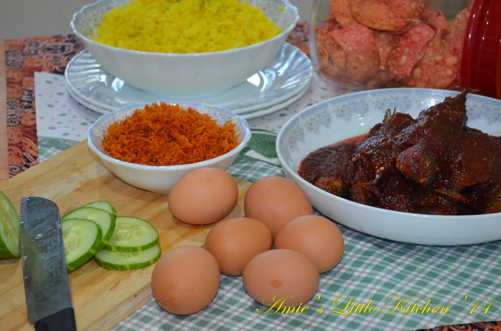 Sarapan Pagi Yang Paling Popular di Sabah : Nasi Kuning & Sambal Ikan ...