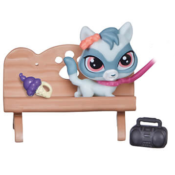 Littlest Pet Shop Blythe Style Geri Burrows (#4008) Pet | LPS Merch